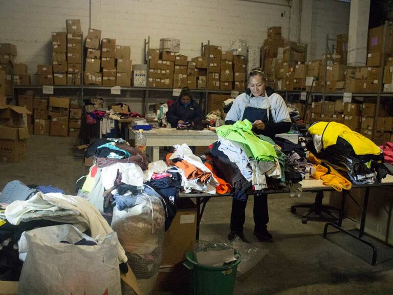 Donación de ropa usada: para apoyar al prójimo | Cáritas de Monterrey